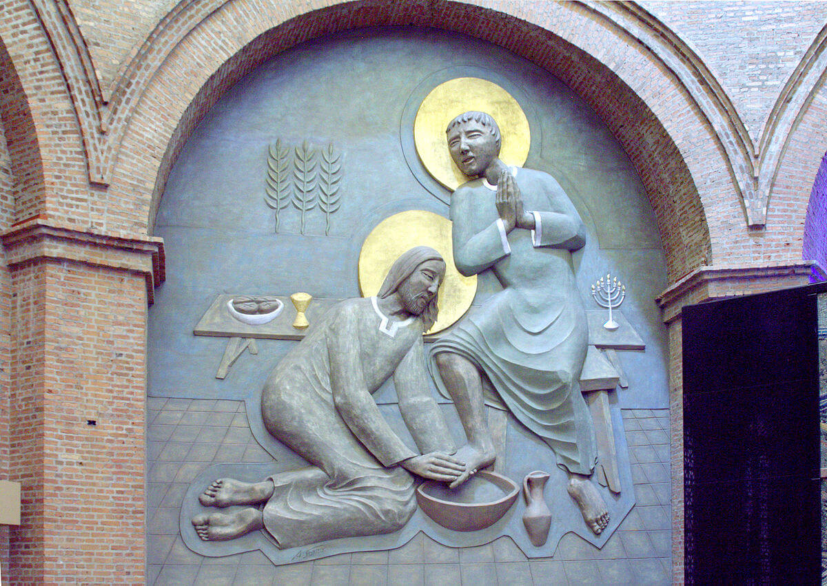 Maundy Thursday: Foot/Hand-Washing & Potluck – Holy Trinity TO